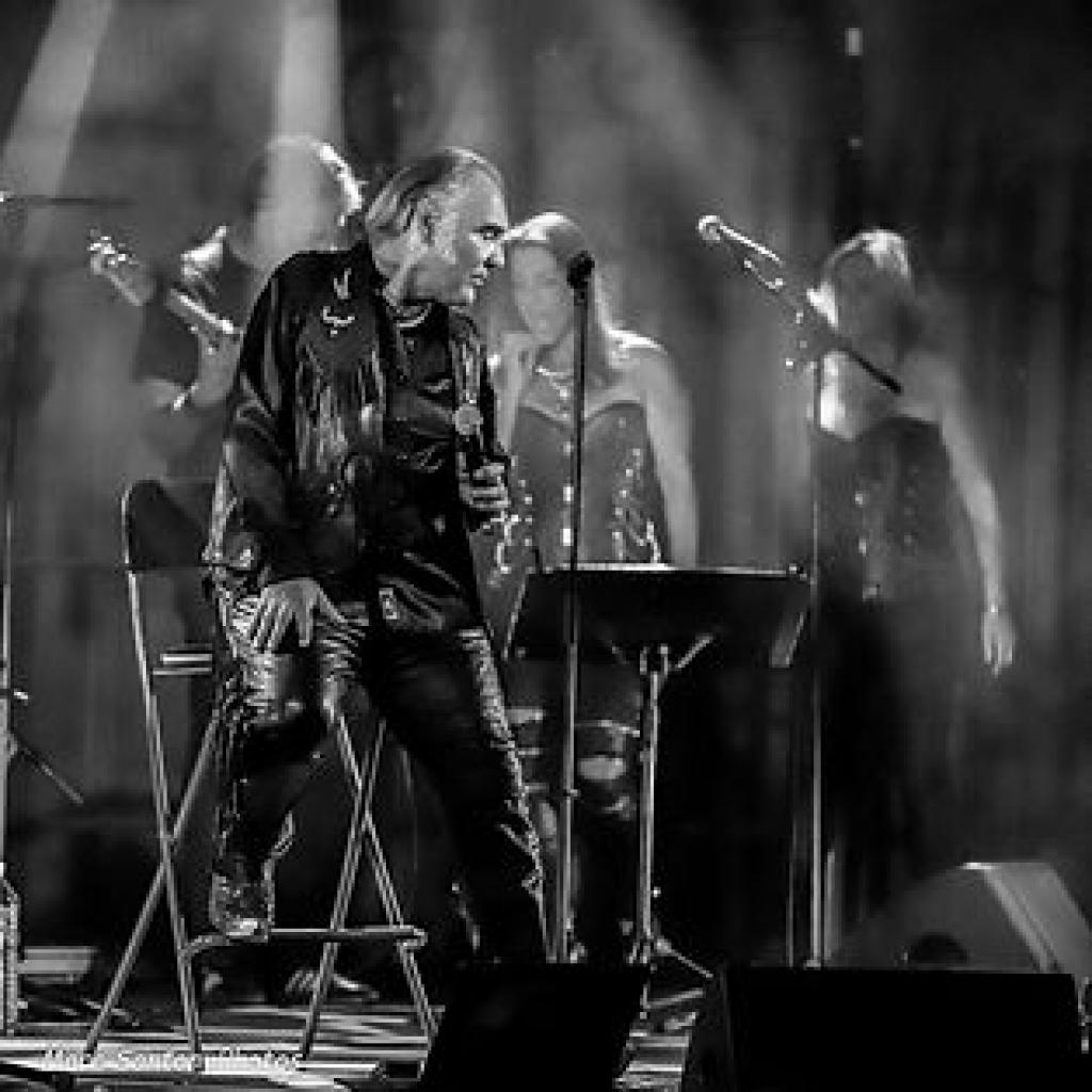 Concert : Télé seventies 2025 avec Christian Gil | Les estivales de ...